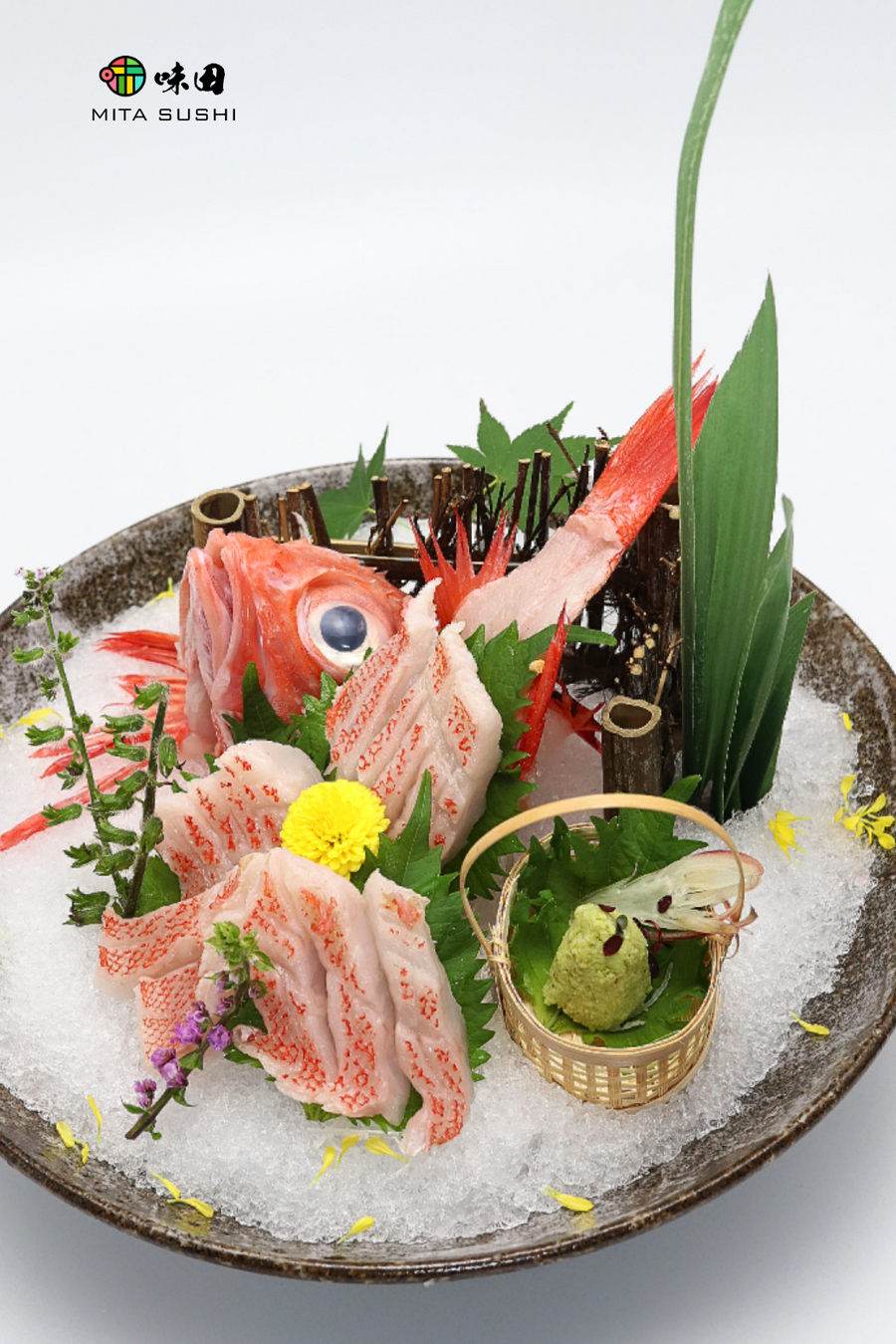 Kinki Otsukuri 喜知次の姿つくり – Mita Sushi