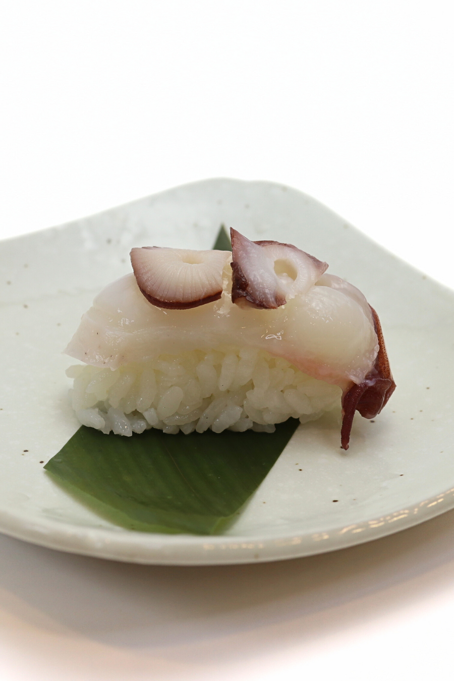 Tako Sushi (Japanese Octopus) (2 PCS) – Mita Sushi